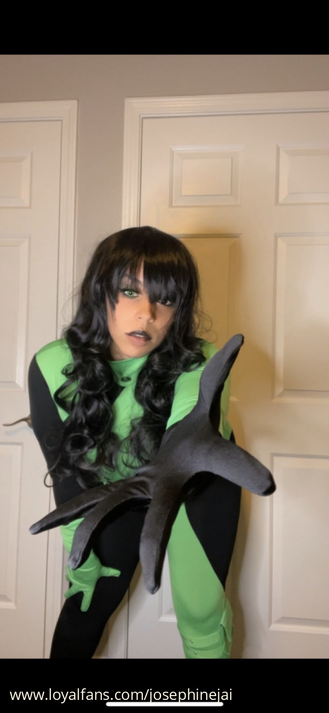 SHEGO 🧪🧪 - cum in me daddy Official Photos | www.Loyalfans.com