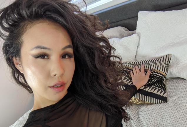 One to discipline, another to shut you up - Daddy An Li Official Photos ...