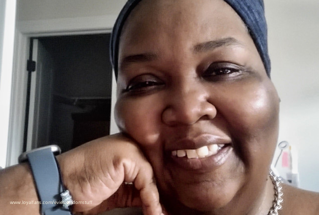 That 1 time in an empty house - Eviesrandomstuff Official Profile ...