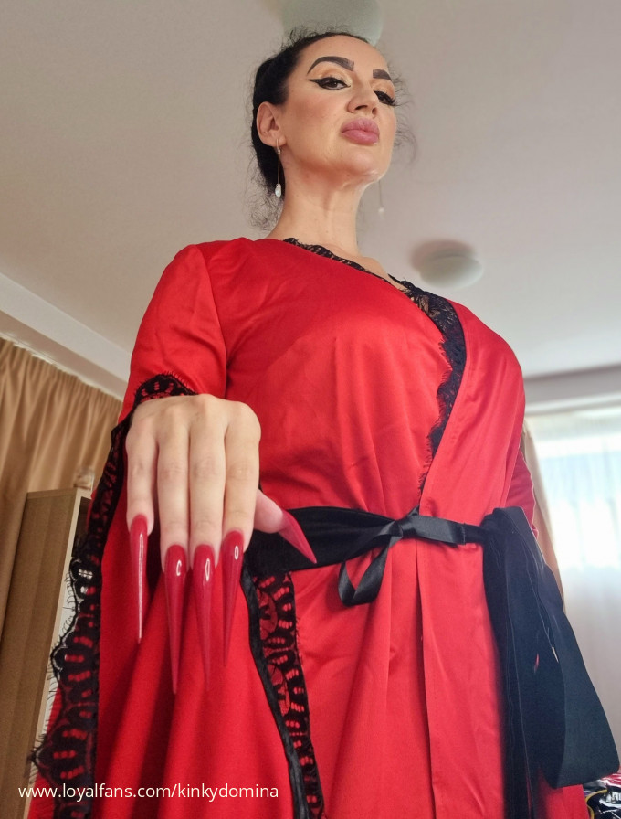 KinkyDomina’s Official Social Fan Page | LoyalFans