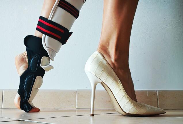 Side Kick Power Right In Your Face - Kick Taekwondo Feet Official ...