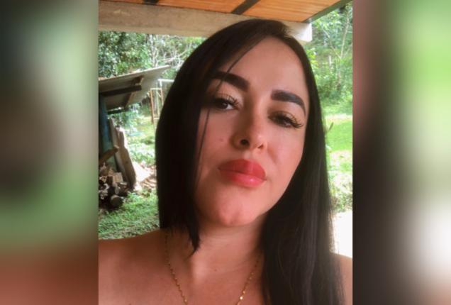 🥰 ️ - Vanle Official Photos | www.Loyalfans.com