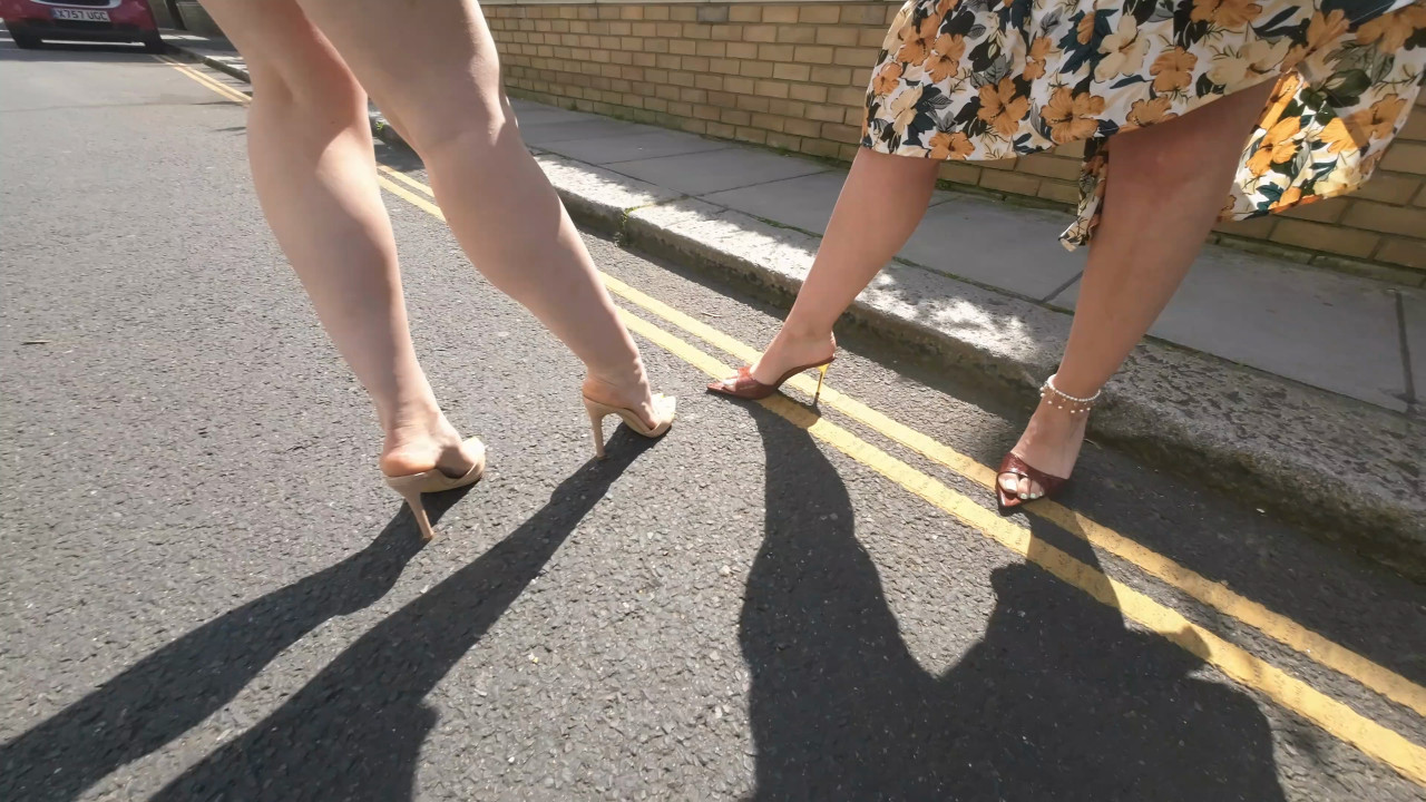 👣👸🏻Foot Queens Of The UK👣👸🏼 - Part One 🇬🇧 Featuring - Arches.de ...