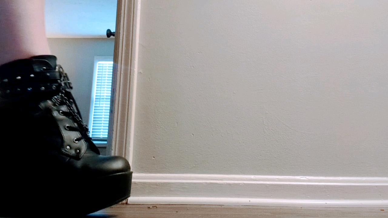 New stompy boots - AltZee Official Profile | www.Loyalfans.com