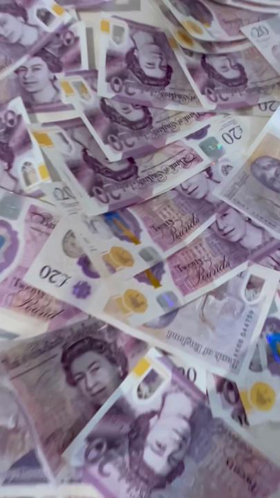 Just all of My cash meet earnings 🤲 - Miss Evie Lock Official Profile ...