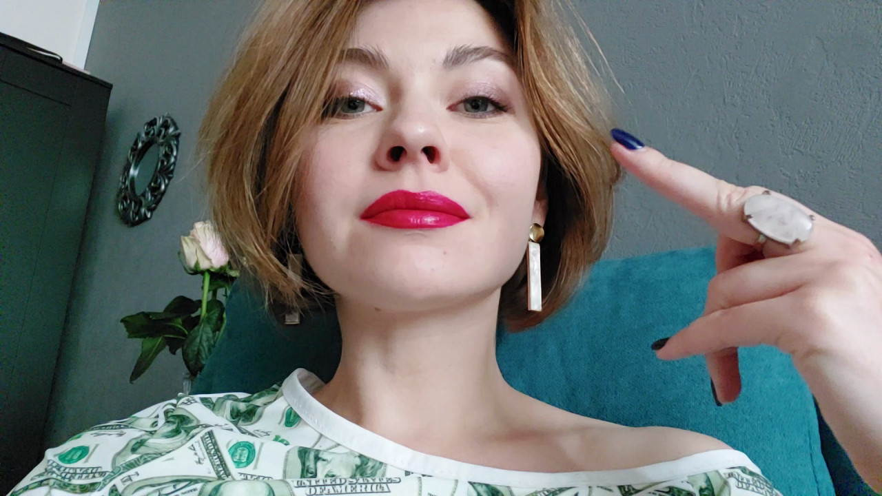 Middle finger to die for - Russian Seductress Miss Kate Official ...