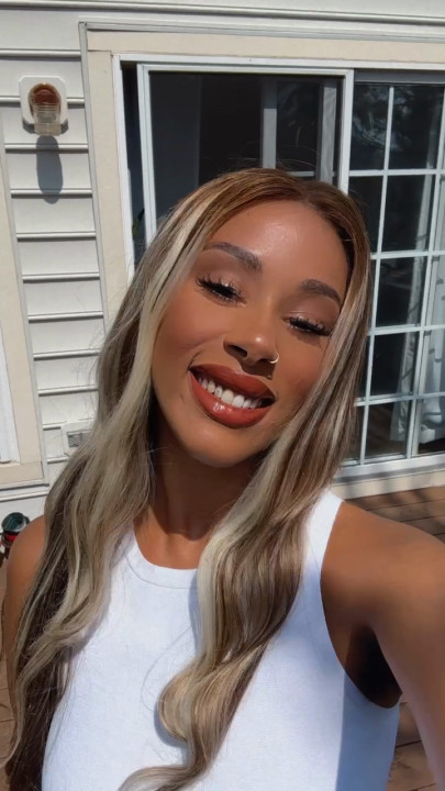 Down my rabbit hole you go 🐇 🕳️ - Goddess Zen Official Profile | www ...