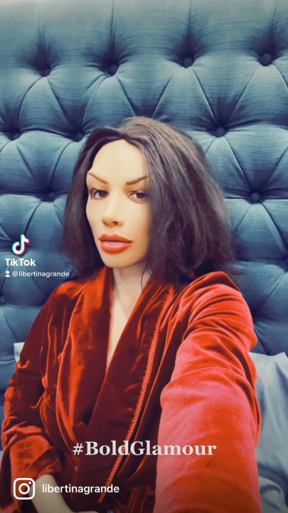 Who’s that girl? - Miss Jasmine Official Profile | www.Loyalfans.com