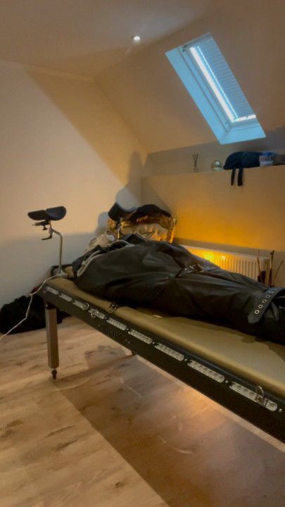 Bodybag - Lady Pia Official Profile | www.Loyalfans.com