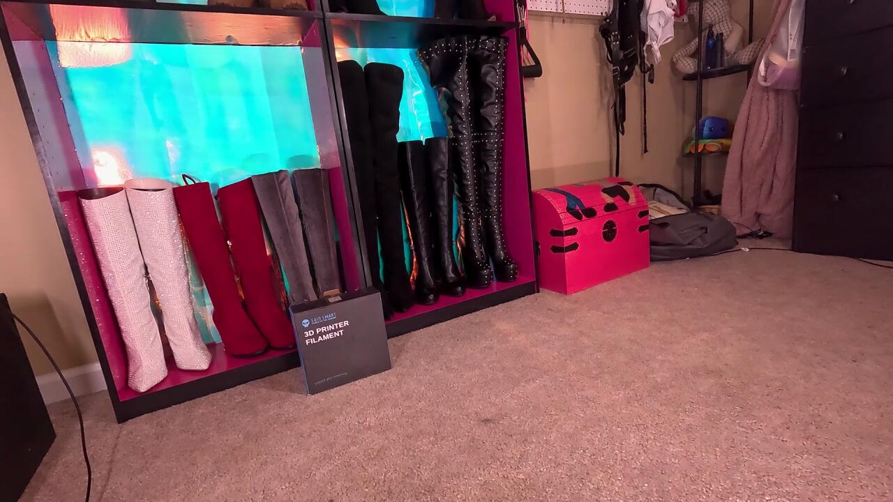 lol... #Giantess content coming soon. - GoddessBBGRL Official Profile ...