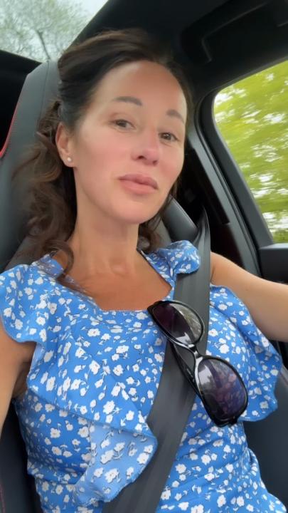 Morning! - Kelly Hart Official Profile | LoyalFans