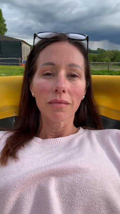 Happy Friday all - Kelly Hart Official Profile | www.Loyalfans.com