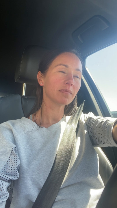 Happy Thursday to you - Kelly Hart Official Profile | www.Loyalfans.com