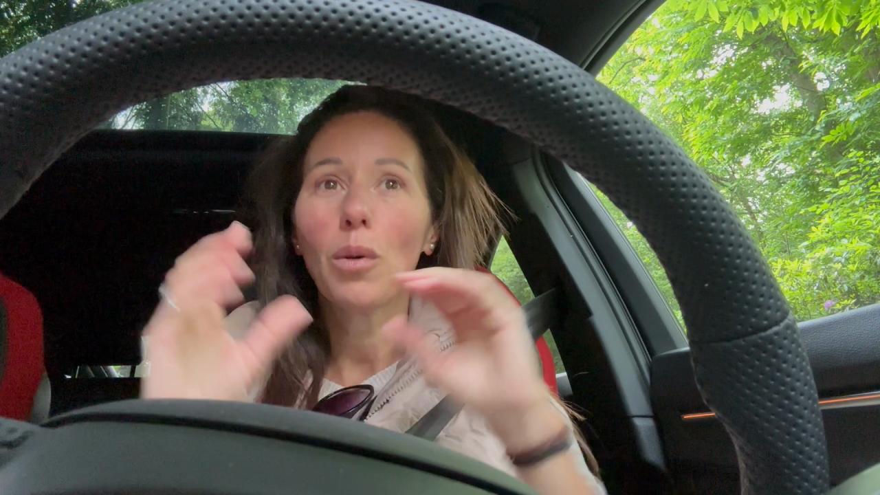 Monday!! - Kelly Hart Official Profile | LoyalFans