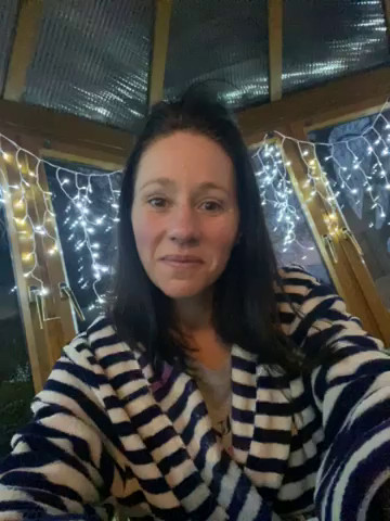 Greetings - Kelly Hart Official Profile | www.Loyalfans.com