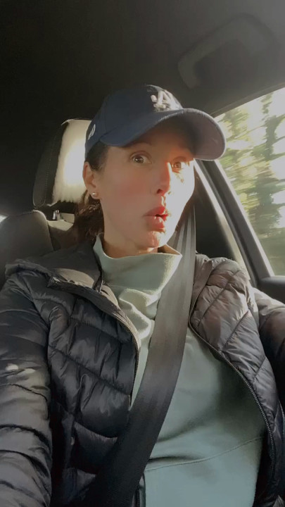 It’s Wednesday!!!!! - Kelly Hart Official Profile | www.Loyalfans.com