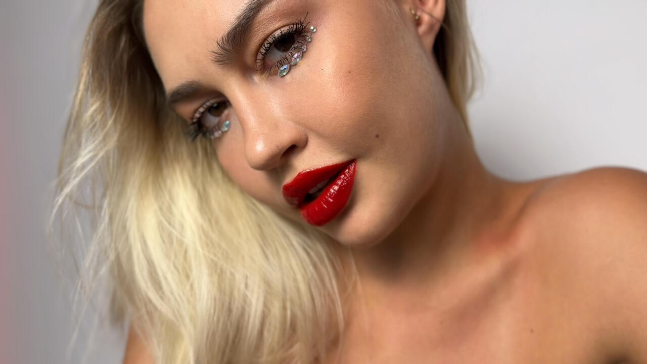 I will change your reality - Princess Lynette Phoenix Official Profile ...