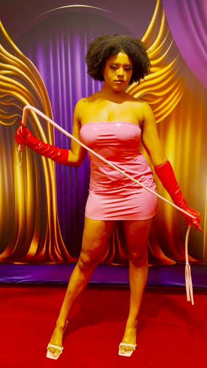 Mistress Sasha's First DomCon LA! - Ebony Goddess of Femdom Sasha ...