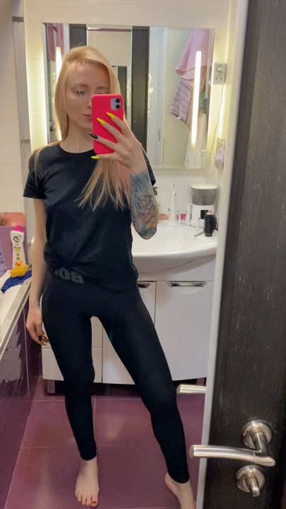 Your favourite leggings - Glamour Princess Official Profile | www.Loyalfans.com