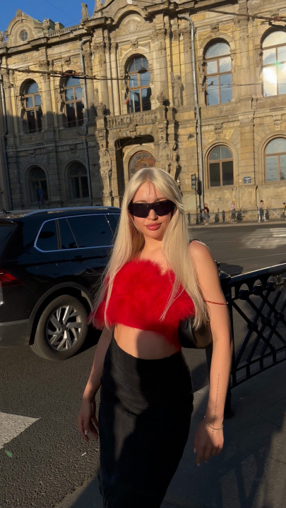 Hi! Haven't we met yet? What a shame! - LynettePhoenix Official Profile ...