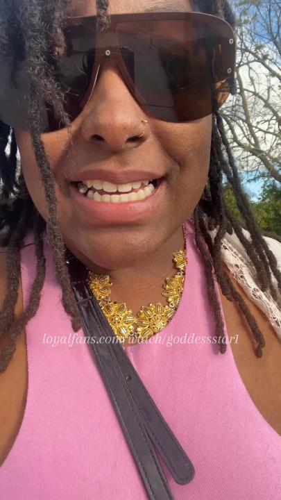 I want your paycheck 💁🏾‍♀️🏦 - Goddess Star FINANCIAL DOMINATRIX ...