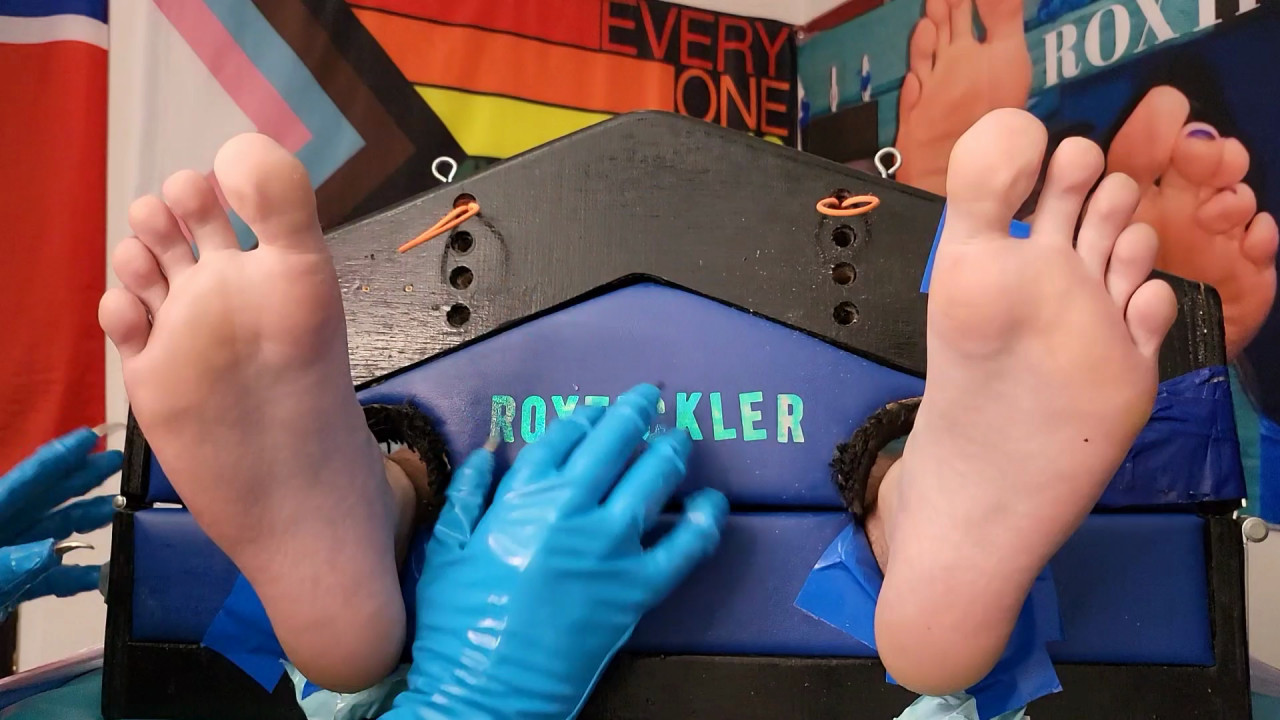 FREE VIDEO!!!! GLORY SOLE TICKLING : HUNTY - Roxtickler Official Profile | LoyalFans